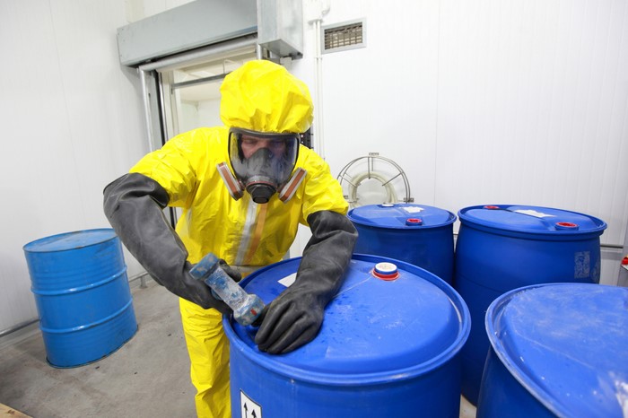 Chemical waste disposal | Jungheinrich PROFISHOP